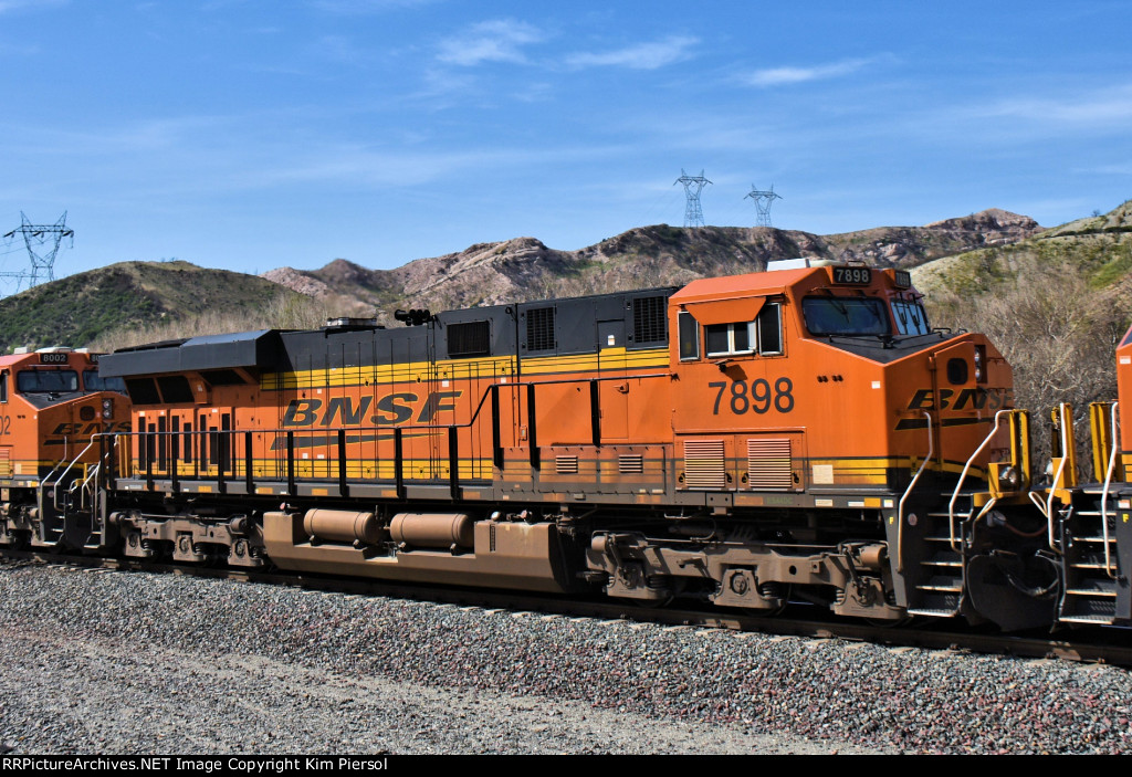 BNSF 7898
